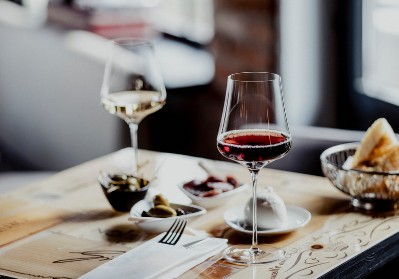 Gabriel-Glas 2-Piece StandArt Wine Glass